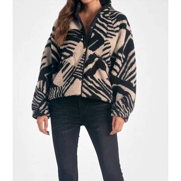 Elan | Jackets & Coats | New Elan Ember Sherpa Coat In Black And Beige ...